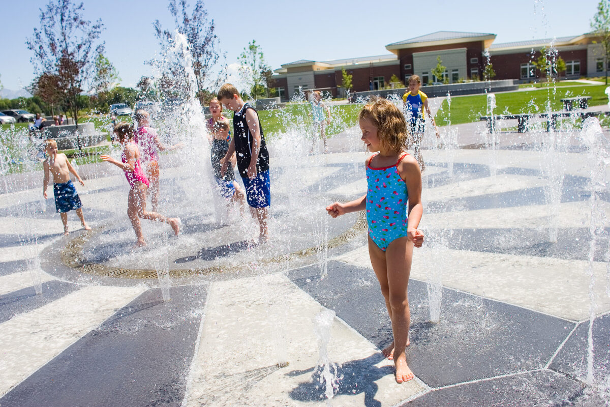 Highland splash pad celebrates grand opening | News, Sports, Jobs ...